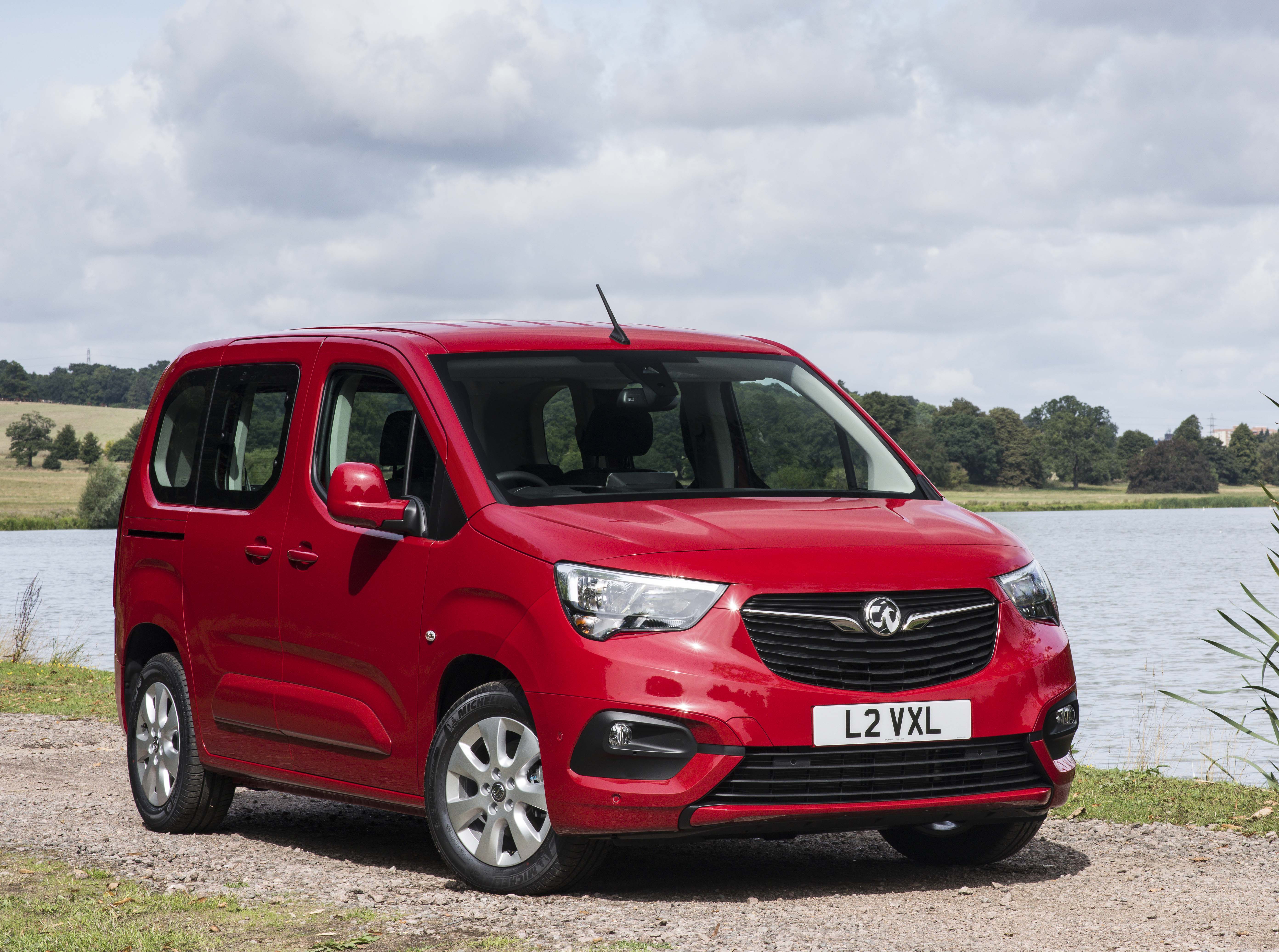 Combo Life a – Motorsport.ie